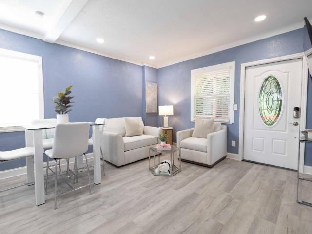 420 Avenida Alegre, Unit 4, West Palm Beach, FL 33405 | MLS #R11078