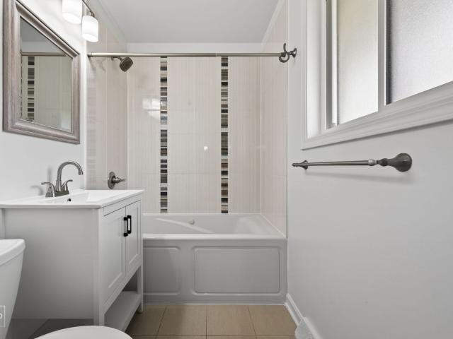 420 Berkshire Ln, Des Plaines, IL 60016 | MLS #12697