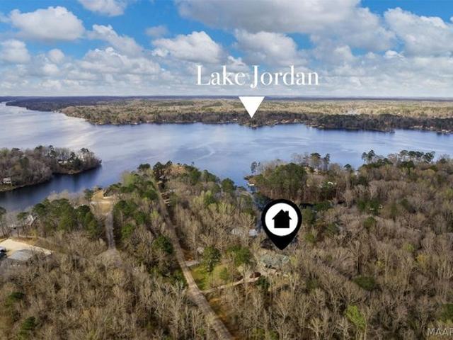 420 Blackberry Cove Rd, Deatsville, AL 36022