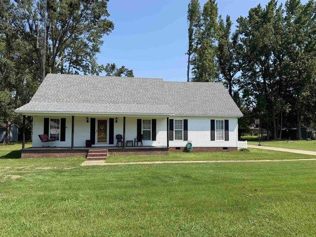 420 Brandi Dr, Savannah, TN 38372