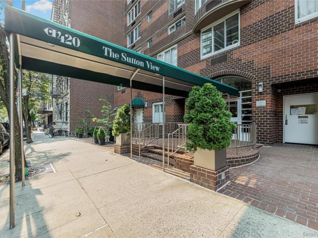 420 E 58th Street 11C