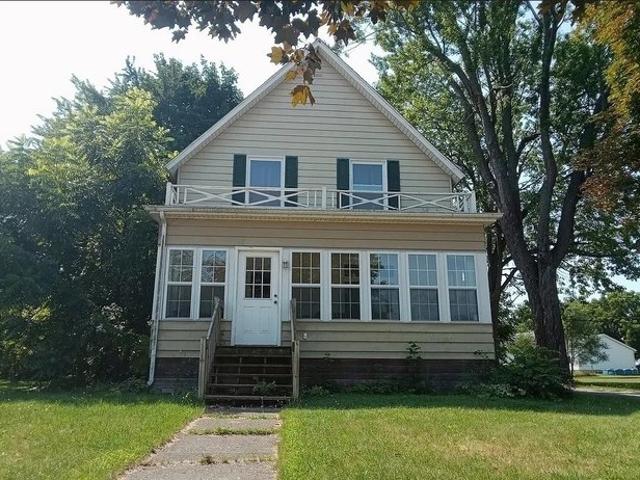 420 E Cedar St, Standish, MI 48658