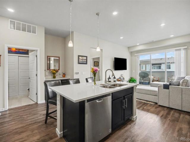 420 E Fremont Pl, Unit 406, Centennial, CO 80122 | MLS #2510