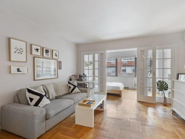 420 East 55th Street, New York, NY