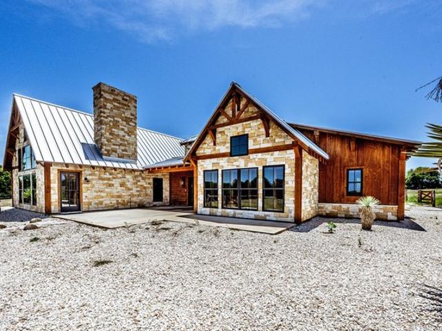 420 FM 2110, Crockett, TX 75835