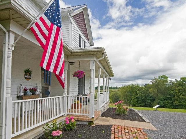 420 Fort Springs Rd, Sinks Grove, WV 24976
