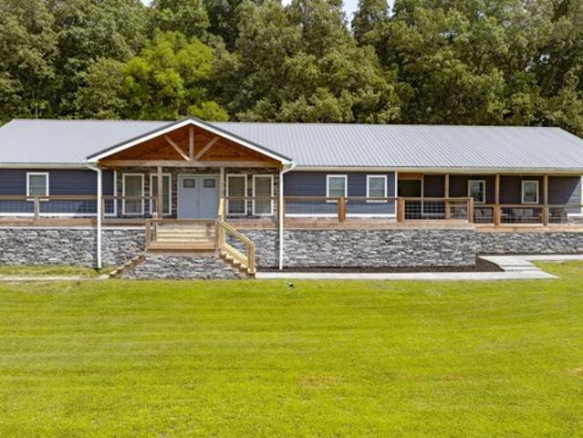 420 Fall Cir, Monticello, KY 42633
