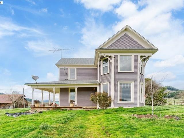 420 Halo Trail Rd, Yoncalla, OR 97499