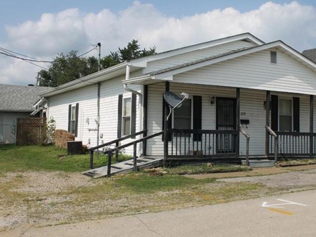 420 Hickory St, West Union, OH 45693