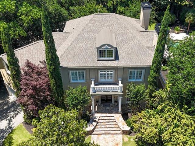 420 Morgan Oak Cir, Atlanta, GA 30342