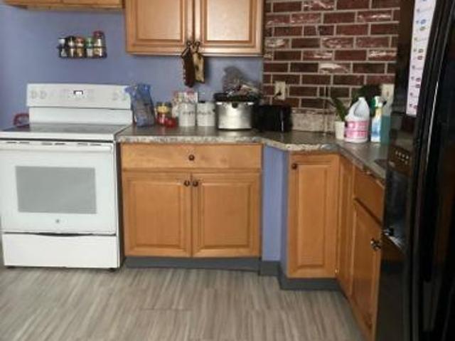 420 Maple Ave, Coatesville, PA 19320