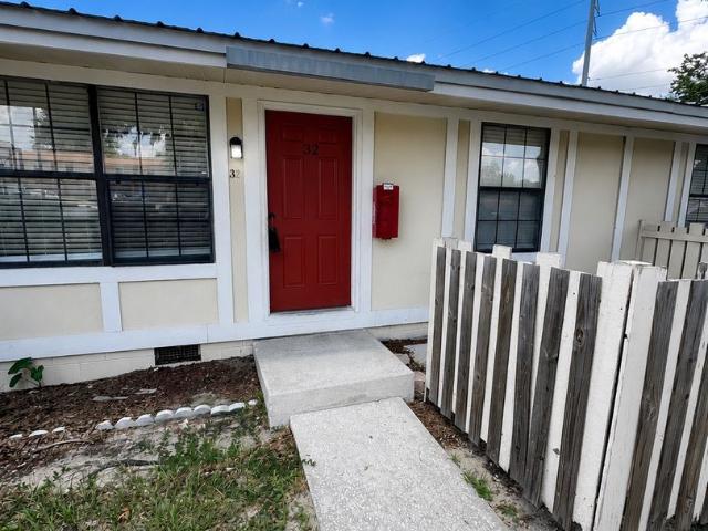 420 Mills Street, 2 beds, 1 full bath
