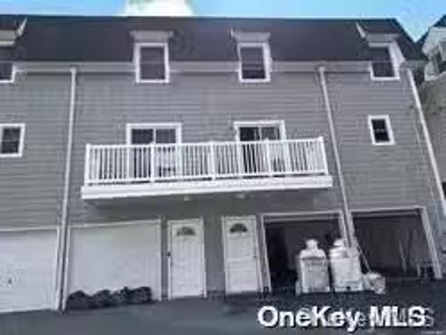 420 N Corona Avenue, #4, Valley Stream, NY 11580