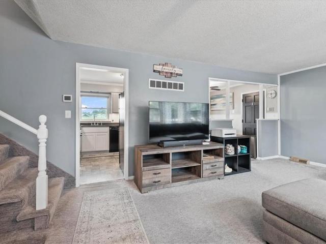 420 NE Village Court