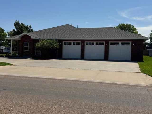 420 S Washington St, Hugoton, KS 67951