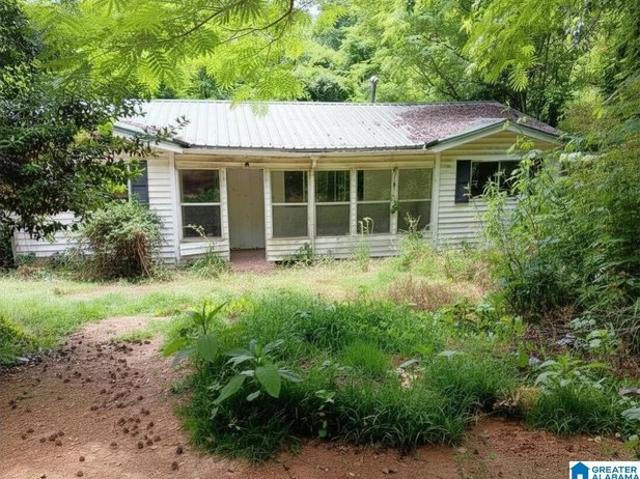 420 S Highland Dr, Warrior, AL 35180