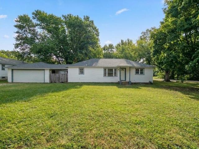 420 S Michigan St, Oxford, KS 67119
