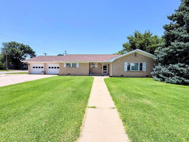 420 S Roland St, Spearman, TX 79081