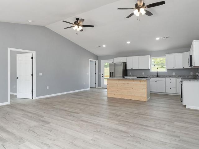 420 Salt Lick Creek Rd