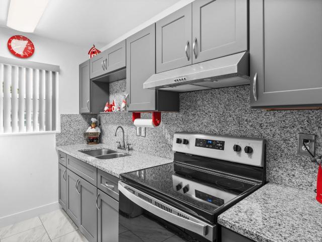420 Sandpiper Dr, Unit B E, Fort Pierce, FL 34982 | MLS #R11166 | Compass