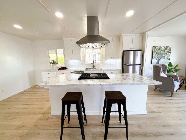420 Santa Monica 420
