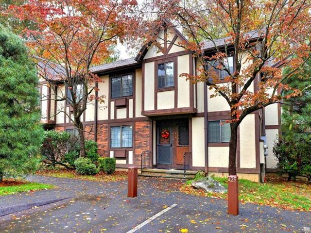 420 Swanson Cres Unit 420, Milford, CT 06461