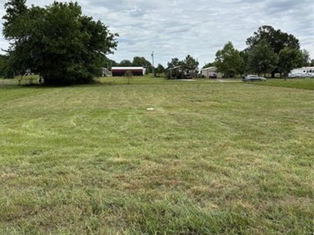 420 Rd, Eufaula, OK 74432