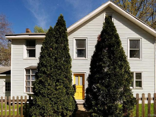 420 Rhinecliff Rd, Rhinebeck, NY 12572