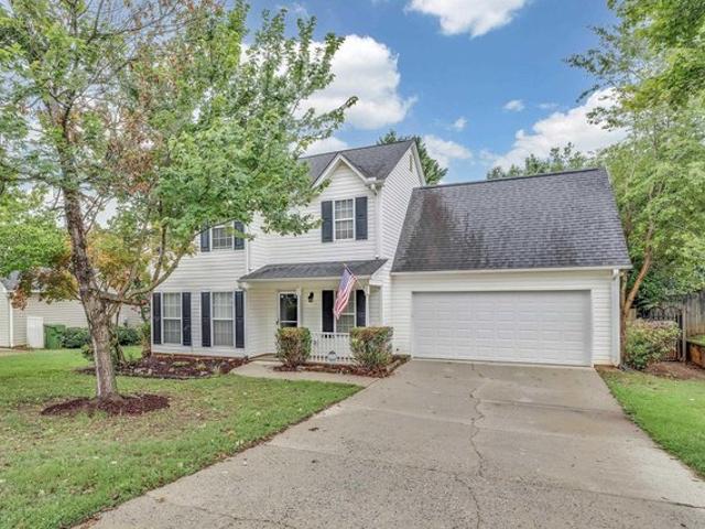 420 Riverside Chase Cir, Greer, SC 29650