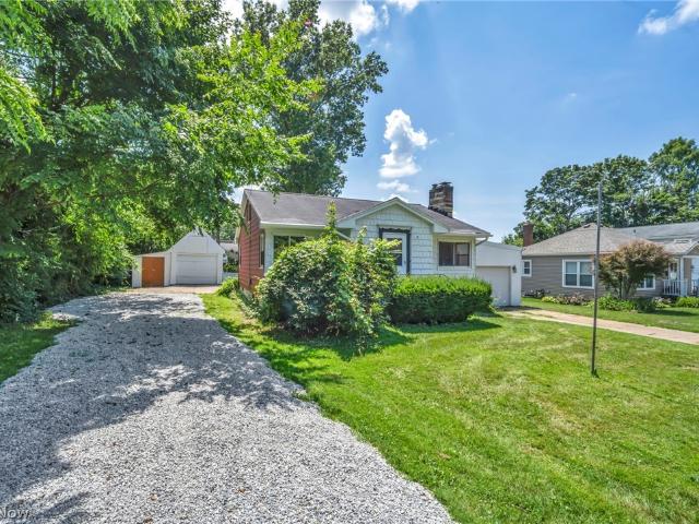 420 W Willowview Drive