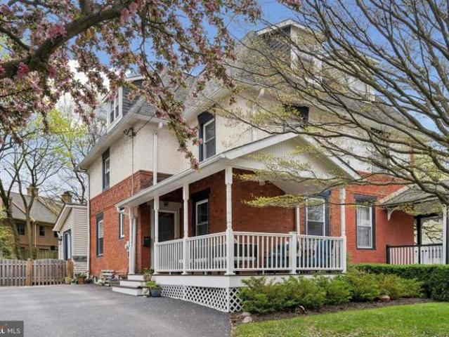 420 W Beechtree Ln, Wayne, PA 19087