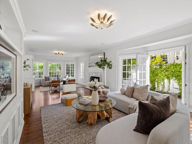 420 W Poplar Avenue