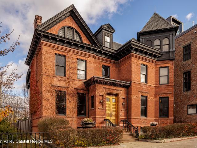 420 Warren St, Hudson, NY 12534 | MLS #20256