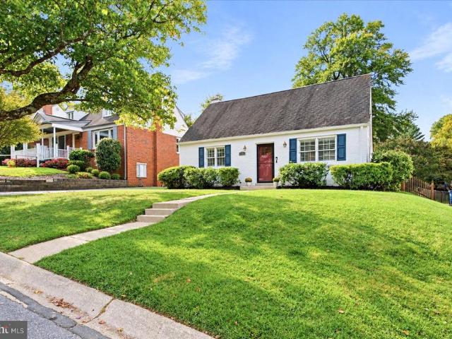 4214 Matthews Lane