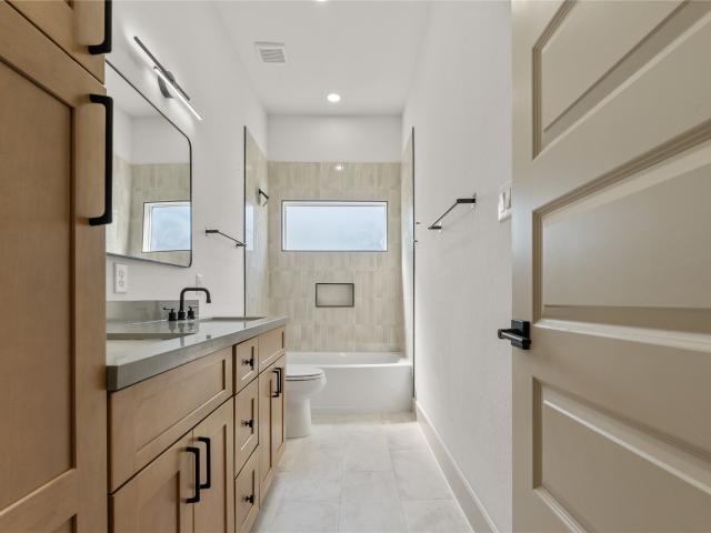 4214 Clover St, Unit B, Houston, TX 77051 | MLS #79815