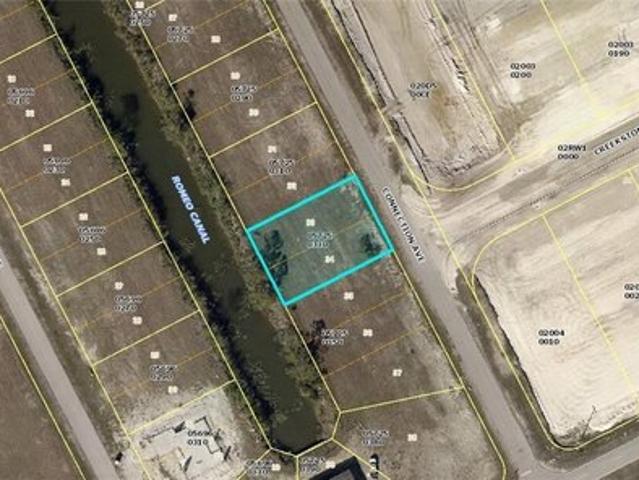 4214 Connection Ave, Cape Coral, FL 33909