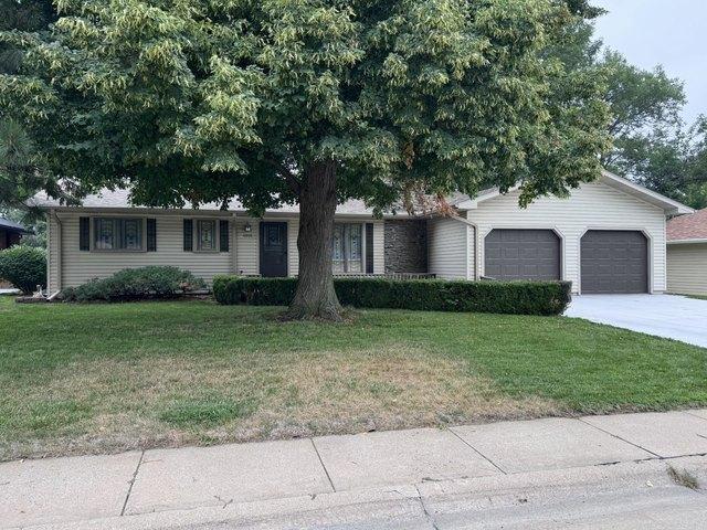 4214 1st Ave, Kearney, NE 68847