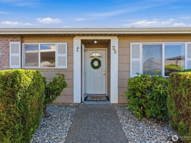 4214 84th St NE Apt 22, Marysville, WA 98270
