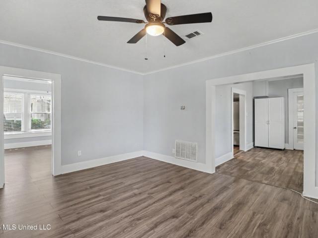 4214 9th Street