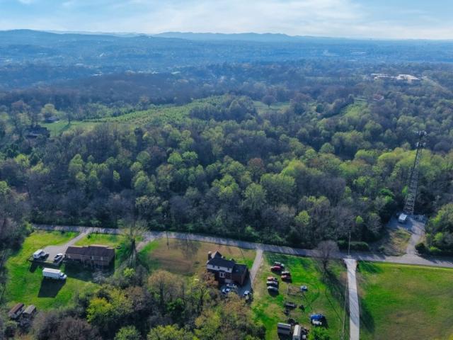 4215 Moss Rd