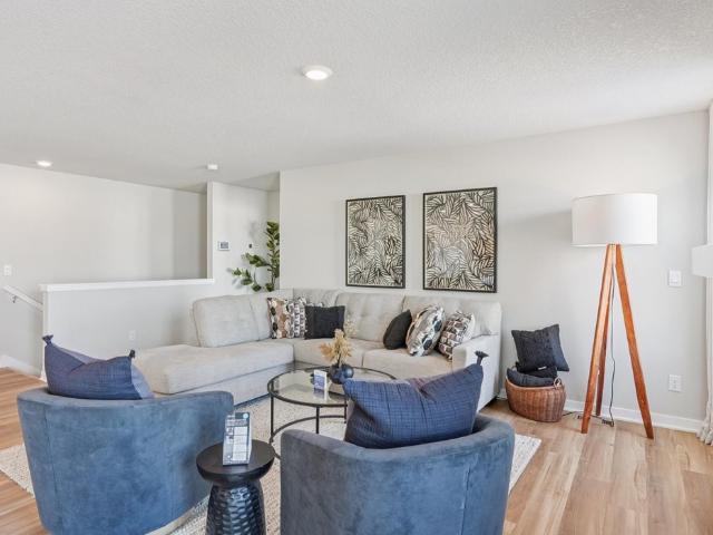 4215 NE 11th Street