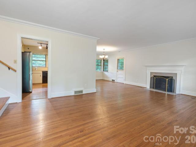 4215 Chelmsford Rd, Charlotte, NC 28211 | MLS #4363 | Compass