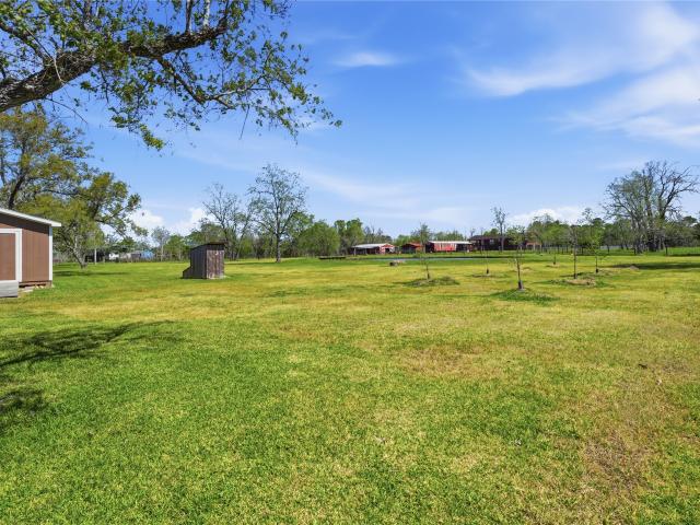4215 County Road 182, Alvin, TX 77511 | MLS #3432