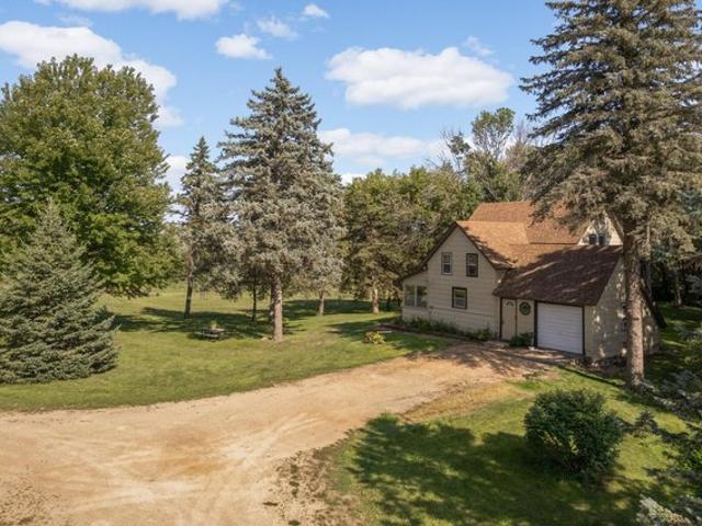 4215 Elmore Ave, Webster, MN 55088