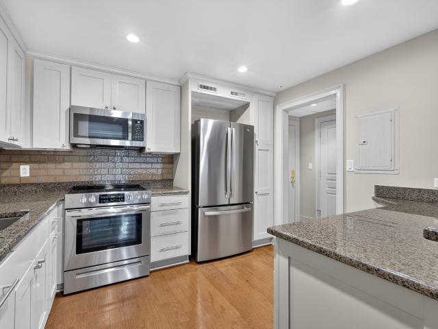 4215 Harding Pike # 412