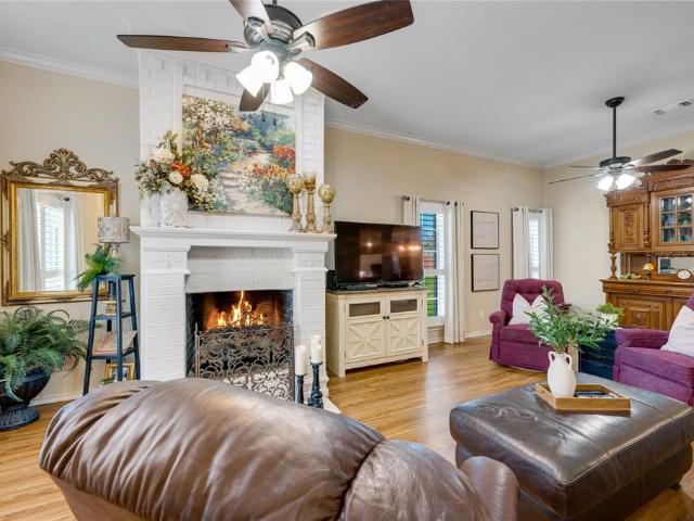4215 Primrose Lane