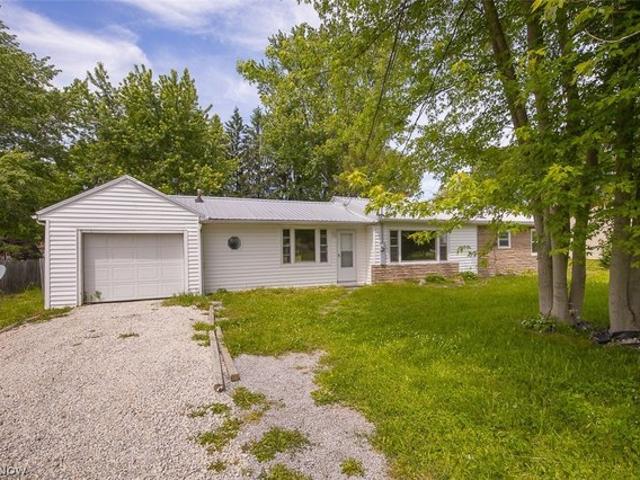 4215 Tapper Rd, Norton, OH 44203
