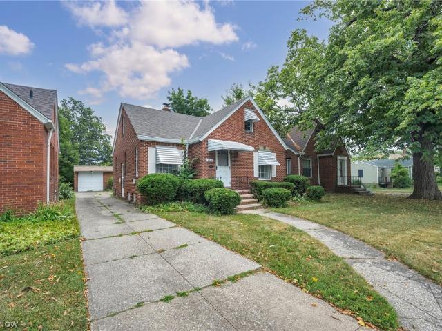 4215 W 143rd