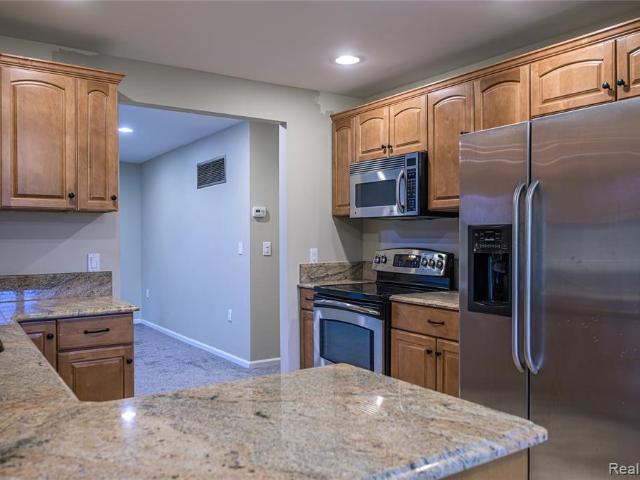 42160 Woodward Avenue # 7