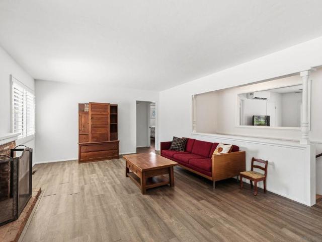 4216 Calavo Dr